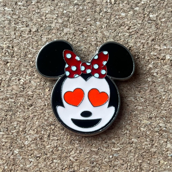 Disney | Accessories | Minnie Mouse Emoji Blitz Pin | Poshmark